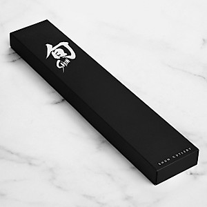 Shun Classic 7 inch Santoku Knife, Handcrafted in Japan, DM0702