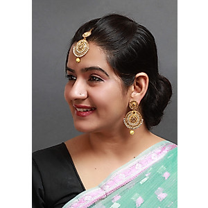 Bindhani Round Golden Mix White Stone Round Earrings & Indian Maang Tikka For Women
