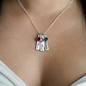 AJ's Collection Unity in Three Personalized Charm Necklace. Customize 3 Sterling Silver Rectangular Pendants with Names of Your Choice. Gifts for Her
