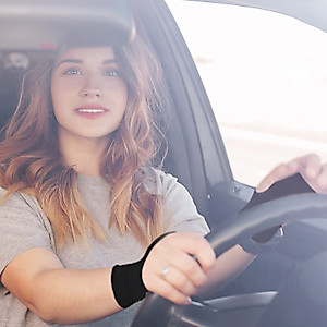 8 Pairs Women Sunblock Fingerless Gloves Summer UV Protection Driving Glove Non Slip for Outdoor Activities (Fresh Colors)