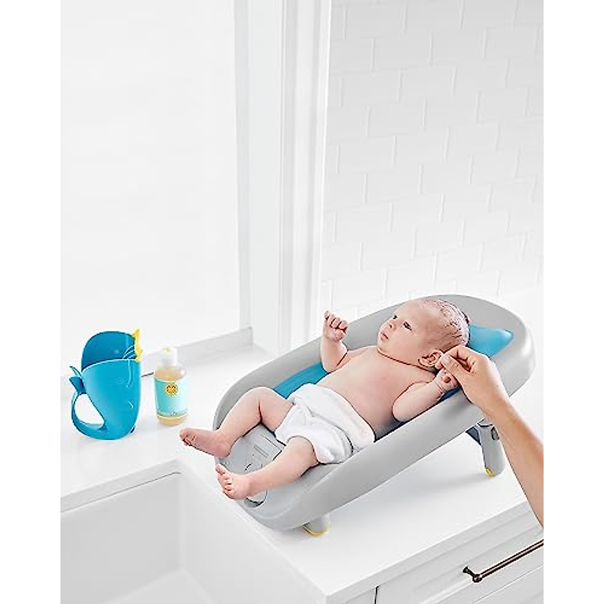 Skip Hop Baby Bath Tub, Moby Recline and Rinse