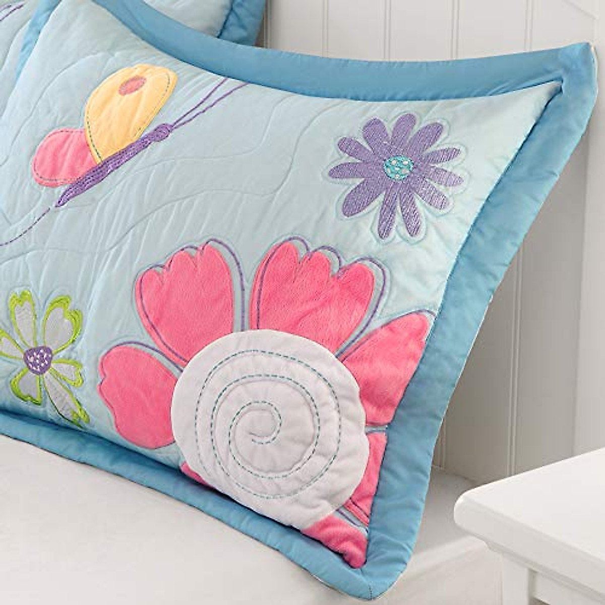 Mi Zone Kids Crazy Daisy Bedding For Girls Quilt Set - Sky Blue, Pink , Flowers, Butterfly – Kids Girls Quilts – Ultra Soft Microfiber Quilt Sets Coverlet, Full/Queen 4Piece