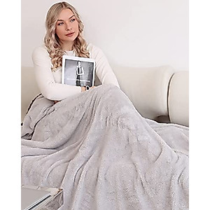 Panku Ultra-Soft Micromink Thick Sherpa Blanket Twin Size for Bed, Reversible Fuzzy Warm Throw Blanket All Season for Men Women Gifts (60X80 Black and Grey)