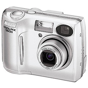 Nikon Coolpix 5600 5MP Digital Camera with 3x Optical Zoom
