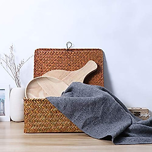 BESPORTBLE Rattan Storage Basket, 11 x 7 x 4. 9Inch Woven Rectangular Seagrass Rattan Basket with Lid and Button- Rectangular Rattan Basket for Shelf Organizer Makeup Organizer