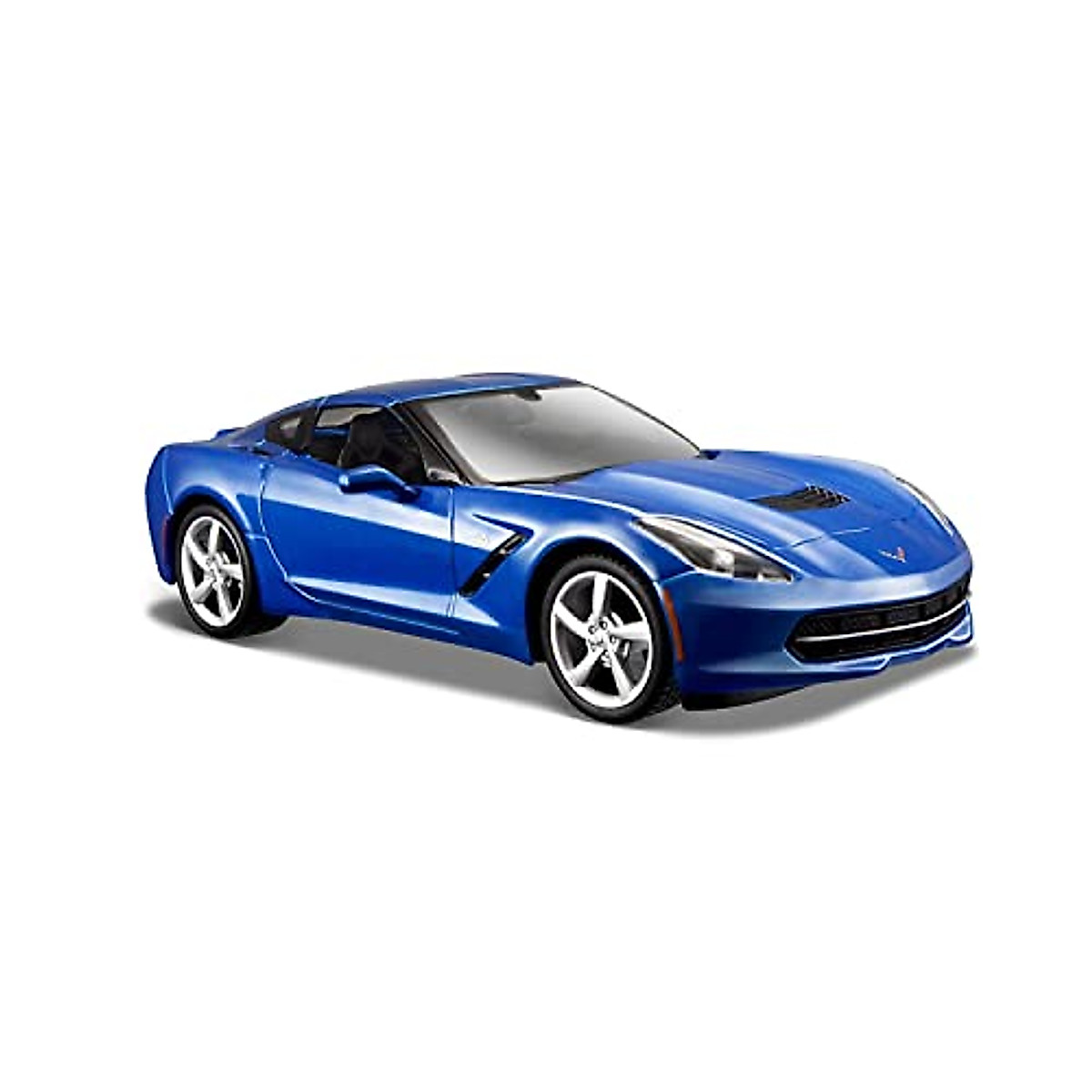 Maisto 1:24 Scale 2014 Corvette Stingray Coupe Diecast Vehicle (Colors May Vary)