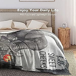 Elephant Blanket Cute Funny Elephant Decor Animal Throw Blanket Elephant Gifts for Girls Boys Super Warm Soft Plush Fleece Flannel Blanket Winter Couch Bedding Blanket for Kids Adults Women 40"x50"