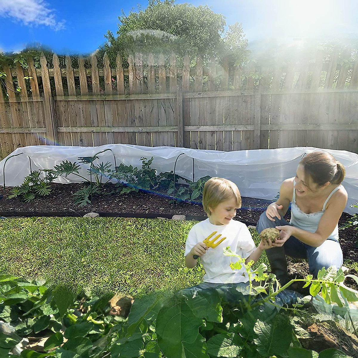 Garden Netting Kit, 6.5x10 ft Ultra Fine Mesh Netting with 6pcs Garden Hoops & 12 Clips, Protection Plant Covers for Raised Beds Vegetable Fruits Flowers Crop Greenhouse Row Cover