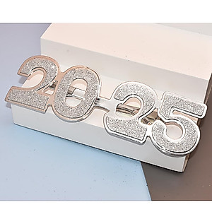 SWYOUN 4PCS 2025 Plastic Glasses Happy New Year's Eve Glasses Graduation 2025 Class Of 2025 Party Photo Prop Supplies