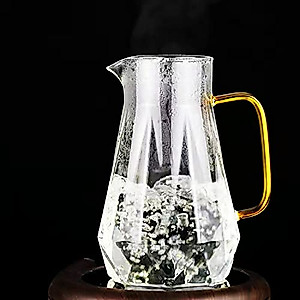 Glass Pitcher, Water Pitcher with Lid and Spout, Glass Water Pitcher And 1 Cleaning Brush，Cold and Hot Water Carafe，Ice Tea Maker for Homemade Juice&Iced Tea (A-2000ML)