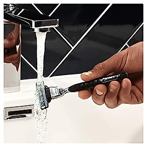 Gillette Mach3 Razor Blades for Men with Stronger-Than-Steel Blades, 8 Refills (Packaging May Vary)