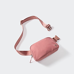 Pander Unisex Belt Bag Fanny Pack for Women with Adjustable Strap, Small Waist Pouch for Workout Running Traveling Hiking (Dune).