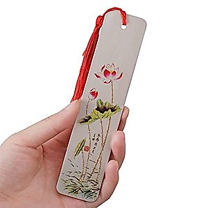 MOUTTOM Wooden Bookmark Handmade Book Mark Unique Personalized Flower Tassle Readers Lovers Club Gifts (Lotus)