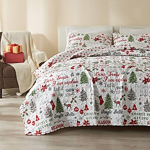 Great Bay Home 3-Piece Christmas Quilt Set with Shams. Reversible Bedspread Coverlet with Holiday Pattern. Carol Collection (Full/Queen)