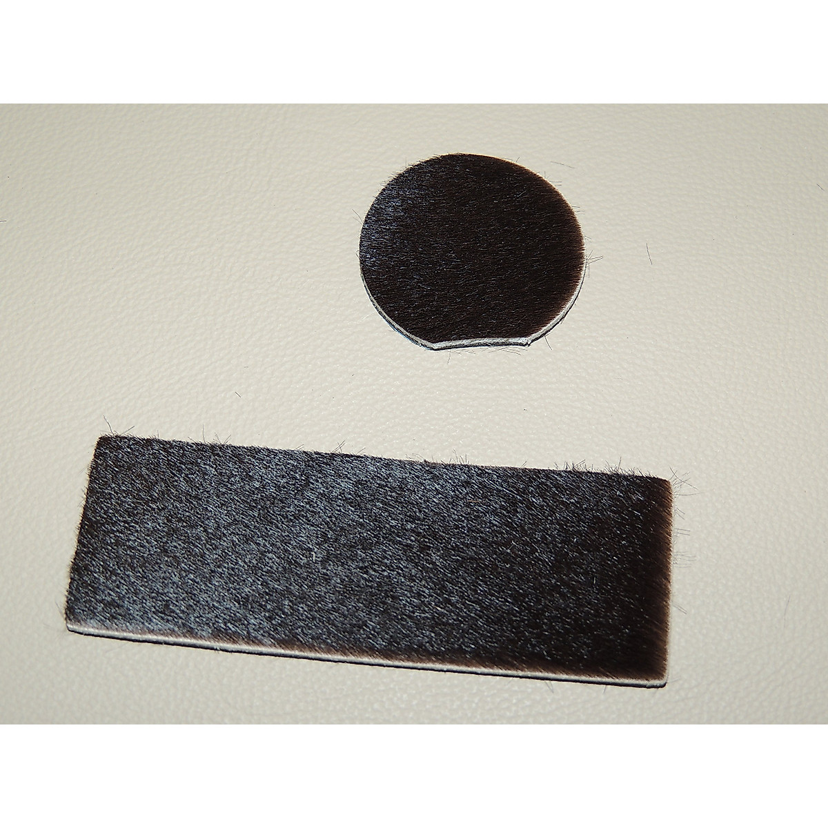 BLACK - 2 PC Calf Hair Archery ADHESIVE Traditional Arrow Rest & Round Style Plate - Recurve - Longbow (RIGHT HAND)