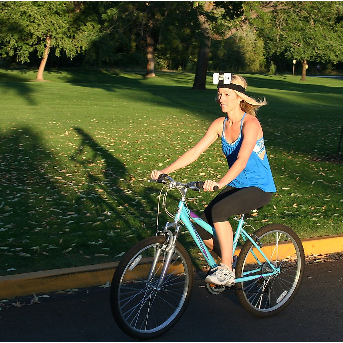 Cellfy Universal Head Mount for your Smartphone