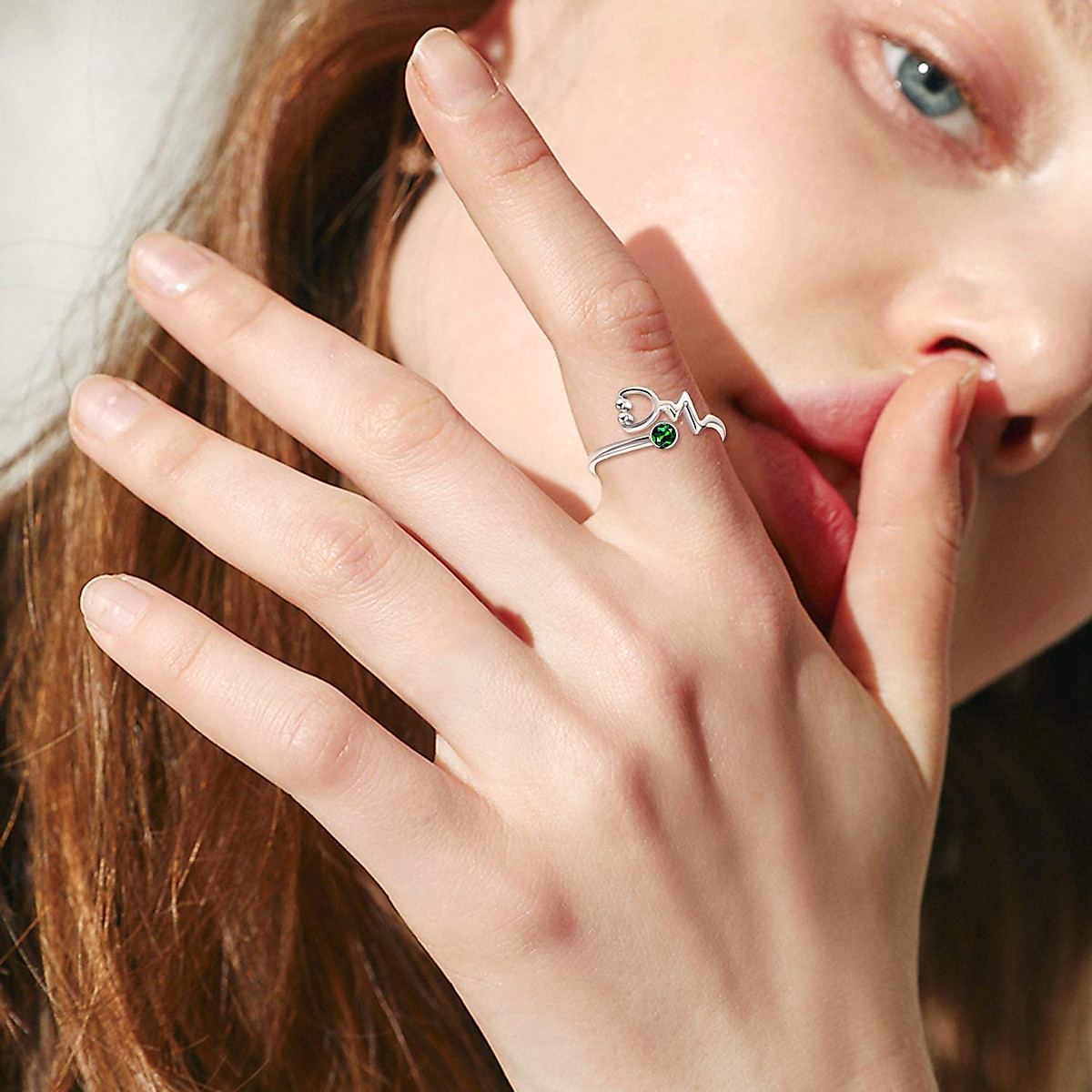 AOBOCO Sterling Silver Heartbeat EKG Stethoscope Ring Embellished with Simulated Emerald Crystal from Austria, Stethoscope Jewelry for Medical Student Graduation RN Gifts for Nurse Female(Green)