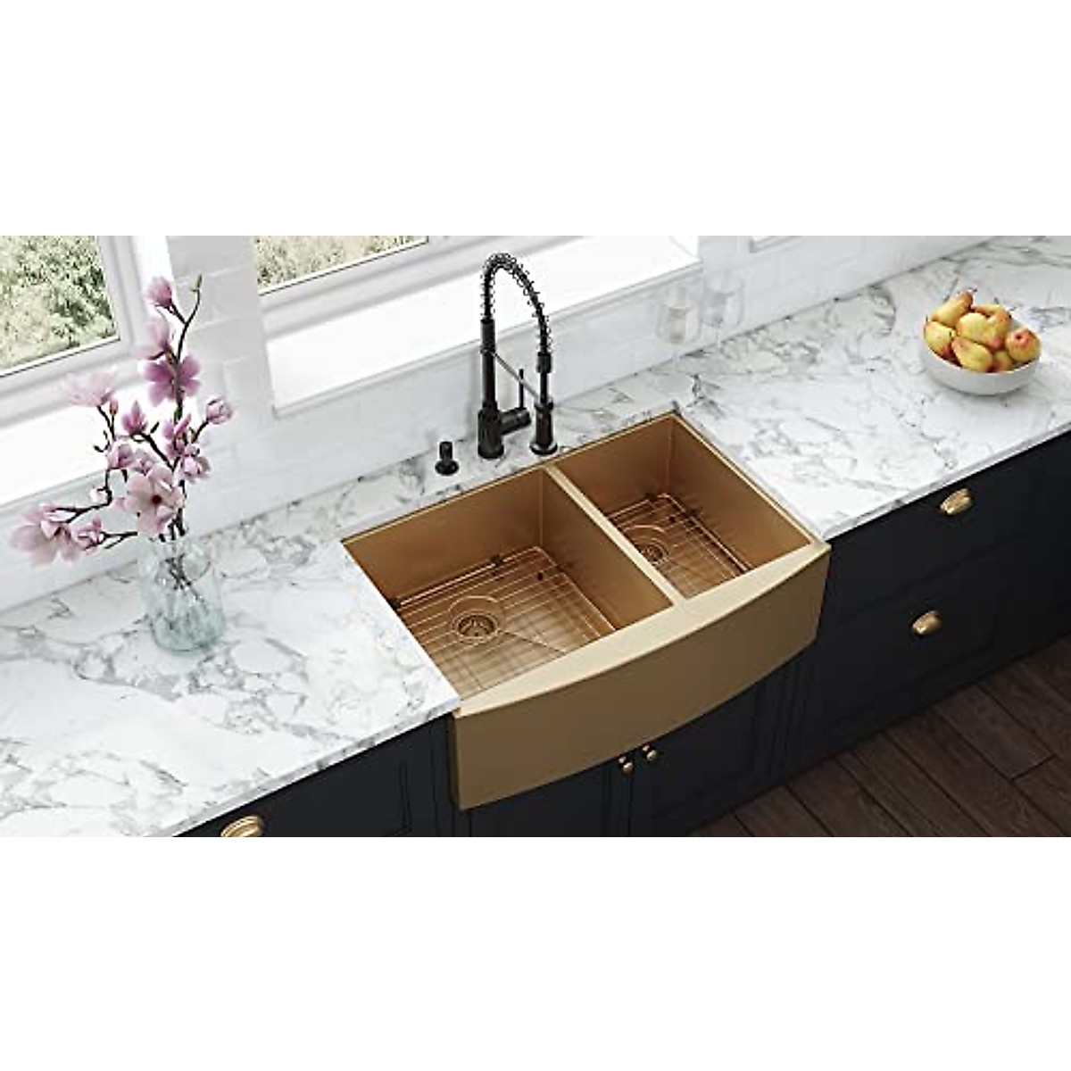 Ruvati 33-inch Satin Brass Matte Gold Stainless Steel 60/40 Double Bowl Apron-Front Farmhouse Kitchen Sink - RVH9742GG