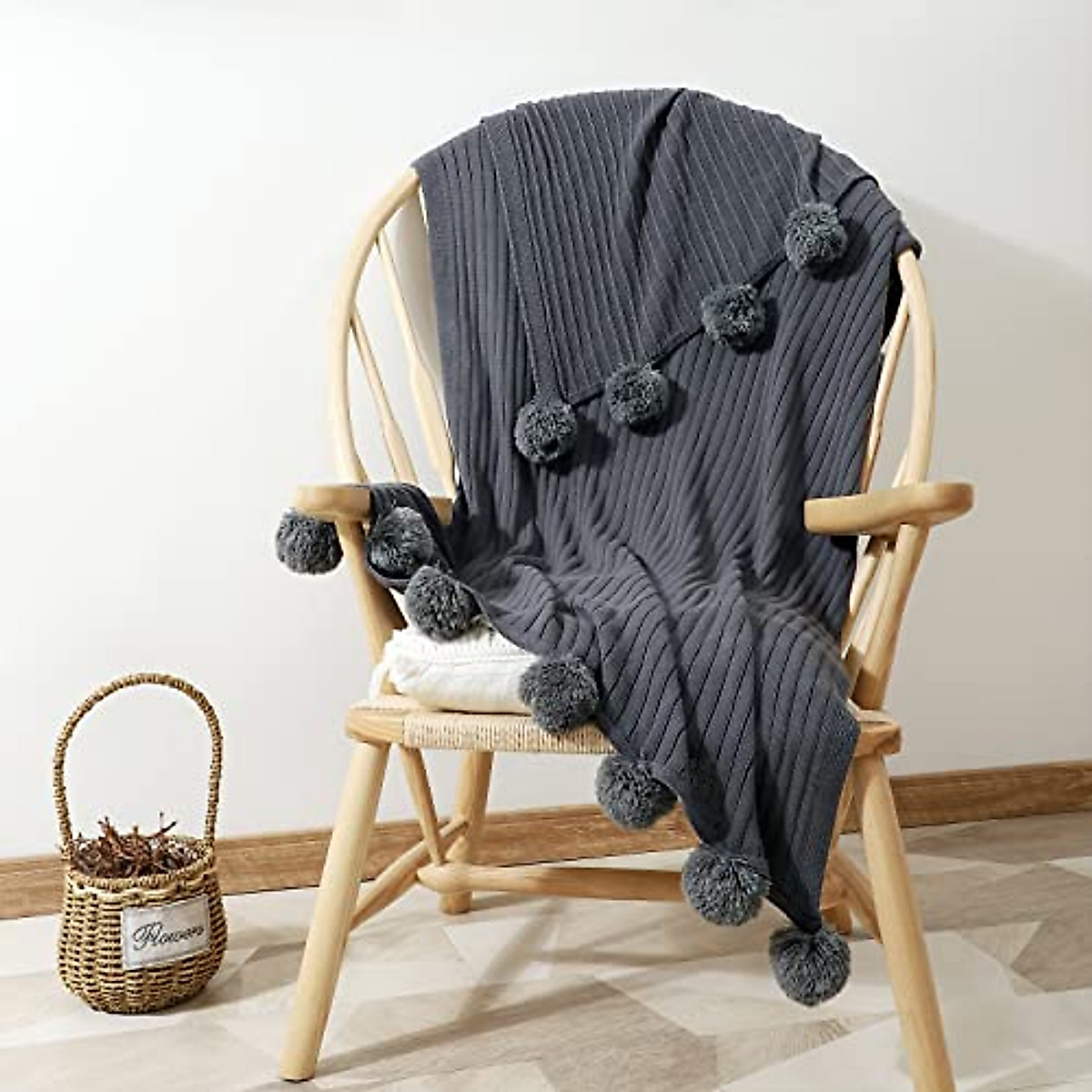 Fomoom Pom Pom Throw Blanket, Chunky Knit Pom Poms Throw Blanket, Decorative Knitted Cotton Blanket with Pompom Tassels for Gift (Dark Gray, 59"x79")