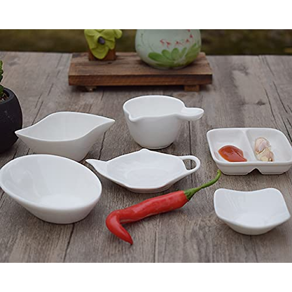 DS. DISTINCTIVE STYLE 4 Pieces Teapot Shaped Tea Bag Holder Teabag Coaster Seasoning Dish for Sauce Dessert (White - Ceramic)