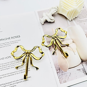 LUOZZY 2Pcs Bow Hook Bowknot Wall Hook Bow Hooks for Wall Multi-Purpose Hanging Brass Hooks for Coat Hat Towel Home Bedroom Supplies - 3.62X3.54X0.79Inch