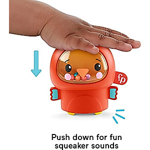 Fisher-Price Busy Buddies Gift Set Jungle Animal Infant Activity Toys with Sensory Details for Baby Ages 6 Months and Older