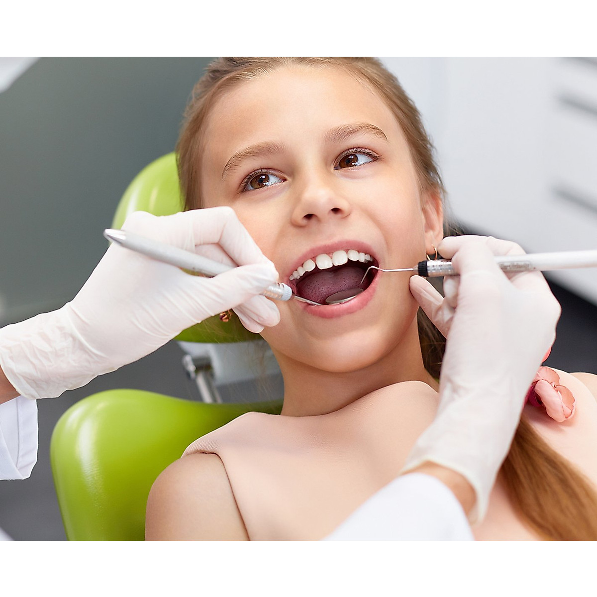 Adenna GLD265 Gold 6 mil Powder-Free Latex Gloves, Medical Grade, White, Medium, Box of 100