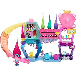 Mattel DreamWorks Trolls Band Together Toys, Mount Rageous Playset with Queen Poppy Small Doll & 25+ Accessories, 4 Hair Pops