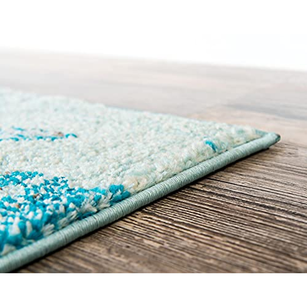Unique Loom Positano Collection Coastal Modern Fish Light Blue Area Rug (4' x 6')