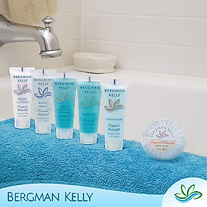 BERGMAN KELLY - Travel Size Lotion - 1 fl oz, 100 PK, Tropical Waterfall - Delight Your Guests w/Invigorating & Refreshing Body Lotion - Quality Mini & Small Size Guest Hotel Toiletries in Bulk