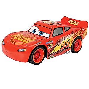 DICKIE TOYS Jada Toys Disney Pixar Cars 1:24 Lightning McQueen RC Remote Control Car 2.4 GHz, Toys for Kids and Adults, Colourful (203084018)