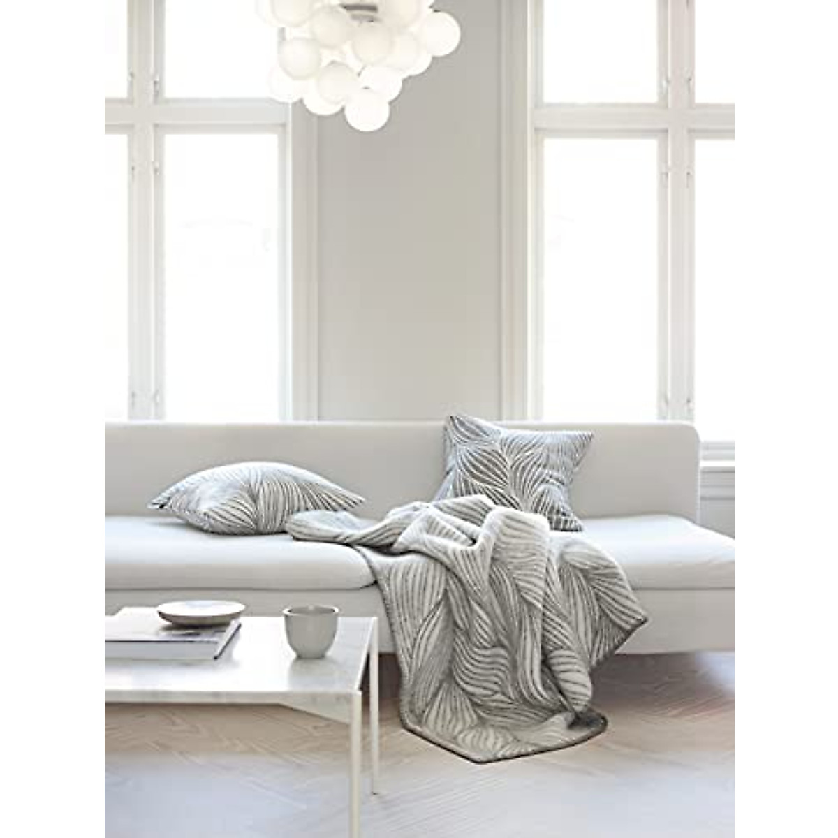 Roros Tweed Designer 100% Norwegian Wool Throw Blanket in Many Patterns (Naturpledd Flette)