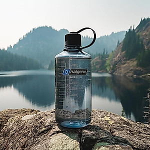 Nalgene Sustain Tritan BPA-Free Water Bottle Made with Material Derived from 50% Plastic Waste, 32 OZ, Narrow Mouth,Grey