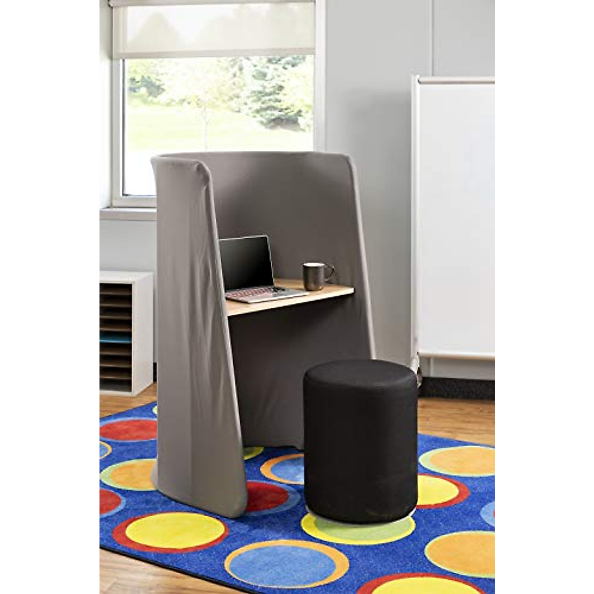 Safco Products Roam Touchdown Personal Workstation, Laminate Desktop, Lightweight yet Durable Steel Frame, Fabric Privacy Shroud, Dark Gray