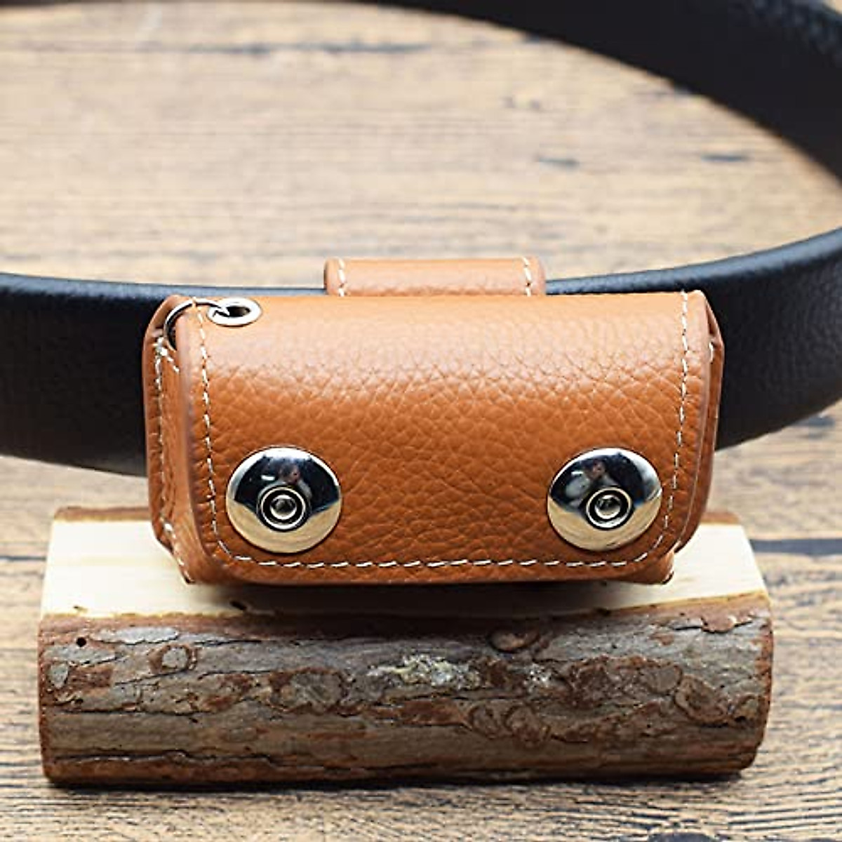 MoreChioce Men's Car Key Case, Leather Key Fob Holder with Magnetic Closure, Universal Key Chain, Coffee Brown