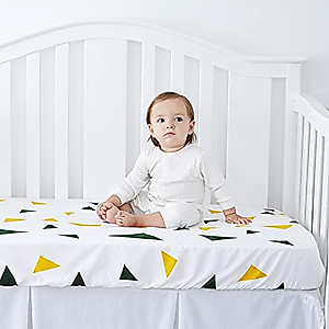 DuoMiaoMiao Baby Crib Sheets, Soft Fitted Sheets for Standard Crib, Breathable Microfiber Playard Mattress Sheet for Toddler Mattresses, 28 x 52 Inches Crib Sheet, White Triangle