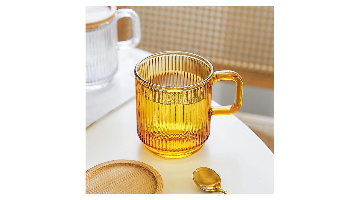 Lysenn Amber Glass Coffee Mug with Lid - Elegant 12.5oz Tea & Latte Cup