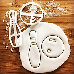 Bowling Pin and Bowling Ball cookie cutters, 2 pieces - Bakerlogy