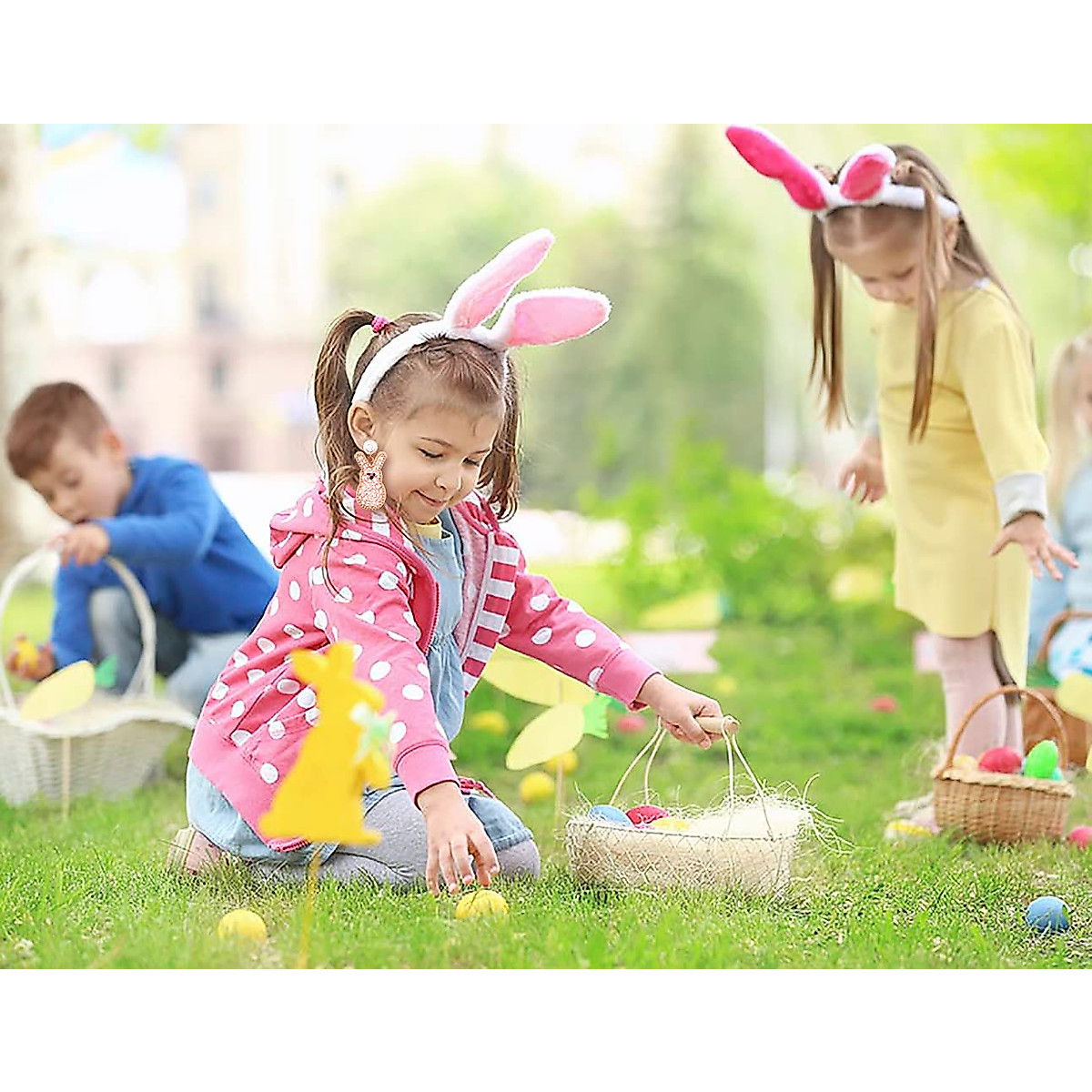 Easter Earrings Beaded Bunny Egg Letter Dangle Earrings for Women Cute Pom Pom Rabbit Holiday Earrings Festive Jewelry Party Gifts (Easter Bunny)