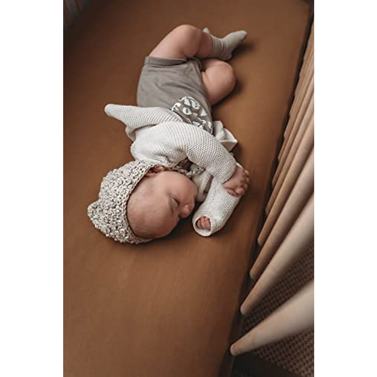 Pobibaby - Single Solid Premium Fitted Baby Crib Sheets for Standard Crib Mattress - Ultra-Soft Cotton Blend, Safe and Snug, and Stylish Solid Crib Sheet (Caramel Brown)