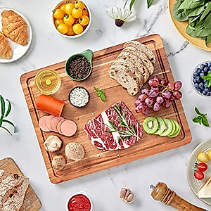 OAKSWARE Cutting Boards, 17x13 Large Acacia Wooden Cutting Board for Kitchen, Edge Grain Reversible Wood Chopping Board with Juice Groove and Handles, Pre-Oiled Carving Tray for Meat & Cheese