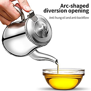 YARDWE Stainless Steel Oil Strainer Pot, 24oz Grease Container with Fine Mesh Strainer, Oil Dispensing Bottles Oil Storage Can for Home Kitchen (Silver)