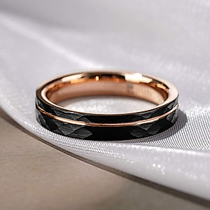 THREE KEYS JEWELRY 4mm Womens Charming Jewelry Tungsten Hammered with Rose Gold Interior & Stripe Wedding Carbide Ring Band for Women Engagement Black Size 7