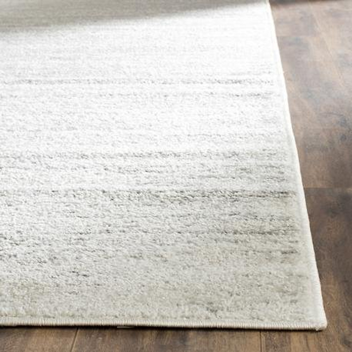 SAFAVIEH Adirondack Collection Area Rug - 9' x 12', Ivory & Silver, Modern Ombre Design, Non-Shedding & Easy Care, Ideal for High Traffic Areas in Living Room, Bedroom (ADR113B)