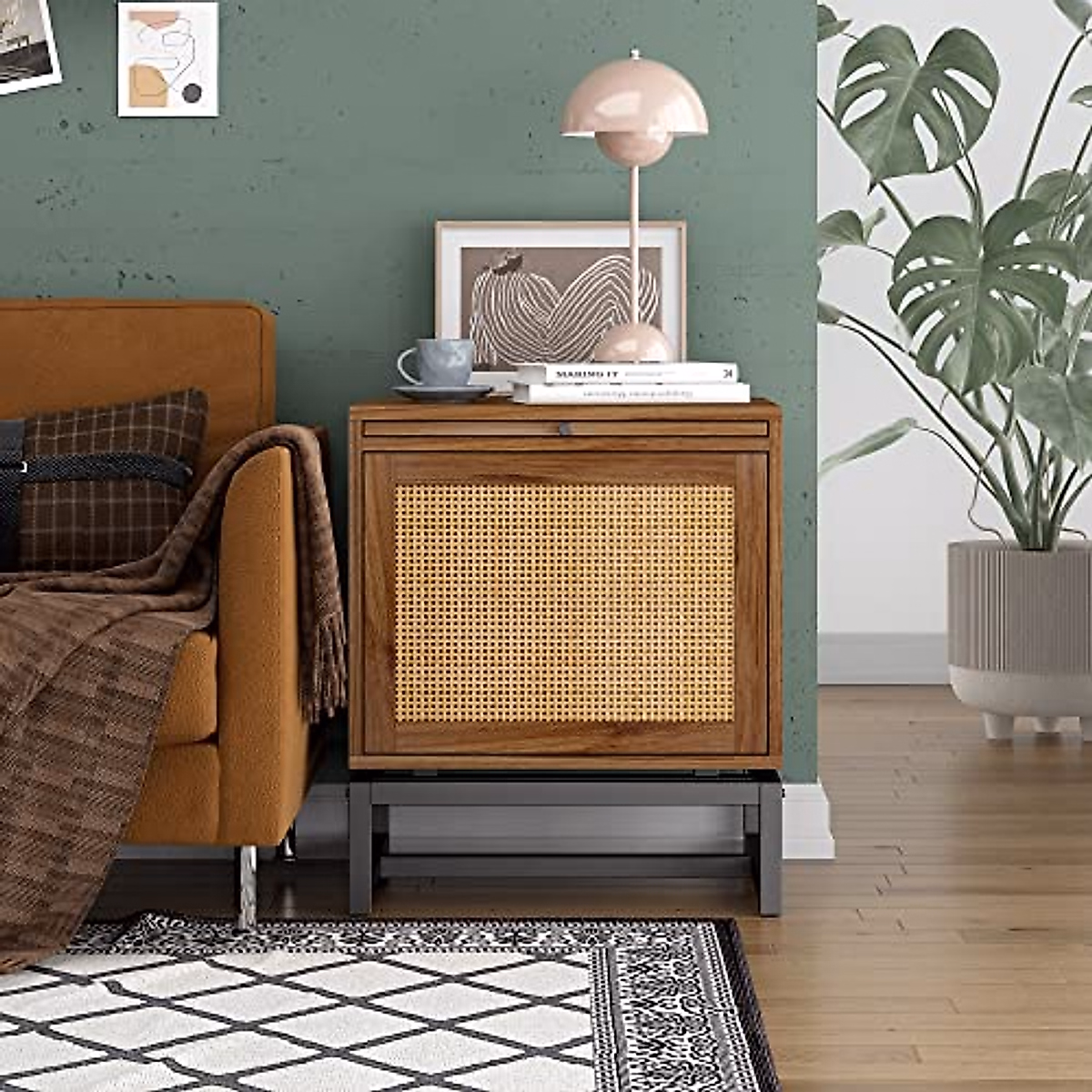 SeokIljin Natural Rattan Door Nightstand,with 1 Rattan Door Drawer,Rustic Bedside Table Cabinet Accent Table with Sturdy Metal Leg for Living Room,Bedroom