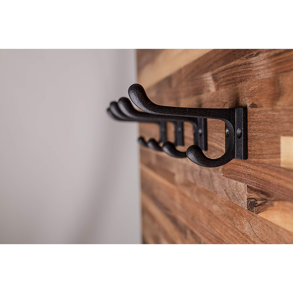 CRAFTSMAN ROAD Vintage Cast Iron Wall Hooks (Black Texture Finish, Set of 4) - Rustic, Farmhouse Coat Hooks | Great for Coats, Bags, Towels, Hats | Classic Stout