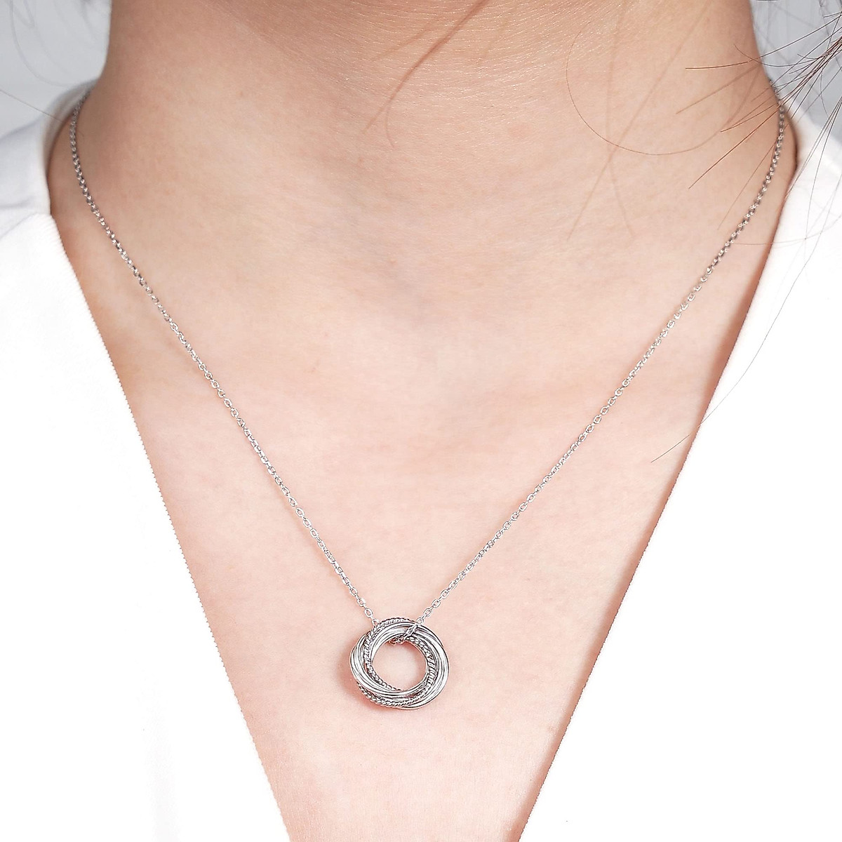 JSJOY 50th Birthday Gifts for Women Mother's Day Gifts for Grandma Turning 50 Women Birthday Gift Ideas 5 Circle Necklace for Her 50 Year Old Birthday Necklace Friend Gifts