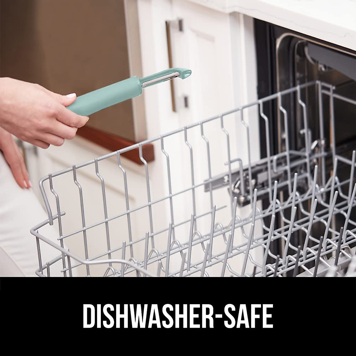 Gorilla Grip Swivel Vegetable Peeler, Sharp Stainless Steel Blades, Comfortable Handle, Dishwasher Safe, Kitchen Food Peelers, Easy Peeling, Peel Vegetables, Apple, Potato, Safe Blade Guard, Mint