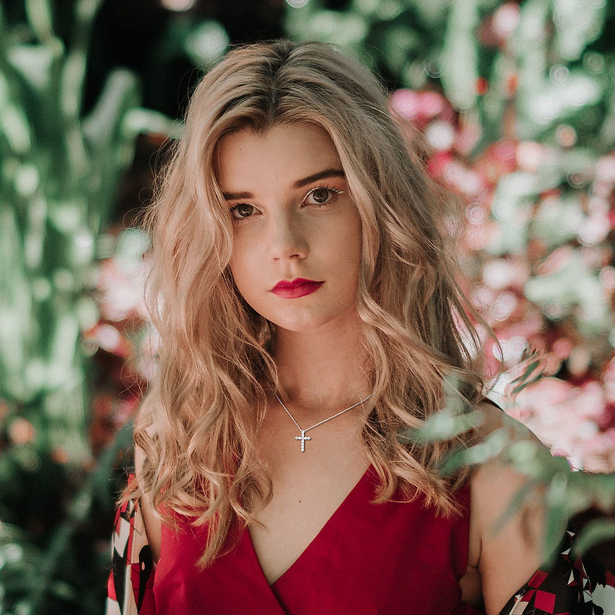 Ladylike 18K Gold Plated Sterling Silver Moissanite Cross Pendant Necklace for Women, with 11 Pieces of 3mm VVS1, D moissanites,Small and Exquisite Necklace,16+2" inches Necklace Chain (Silver)