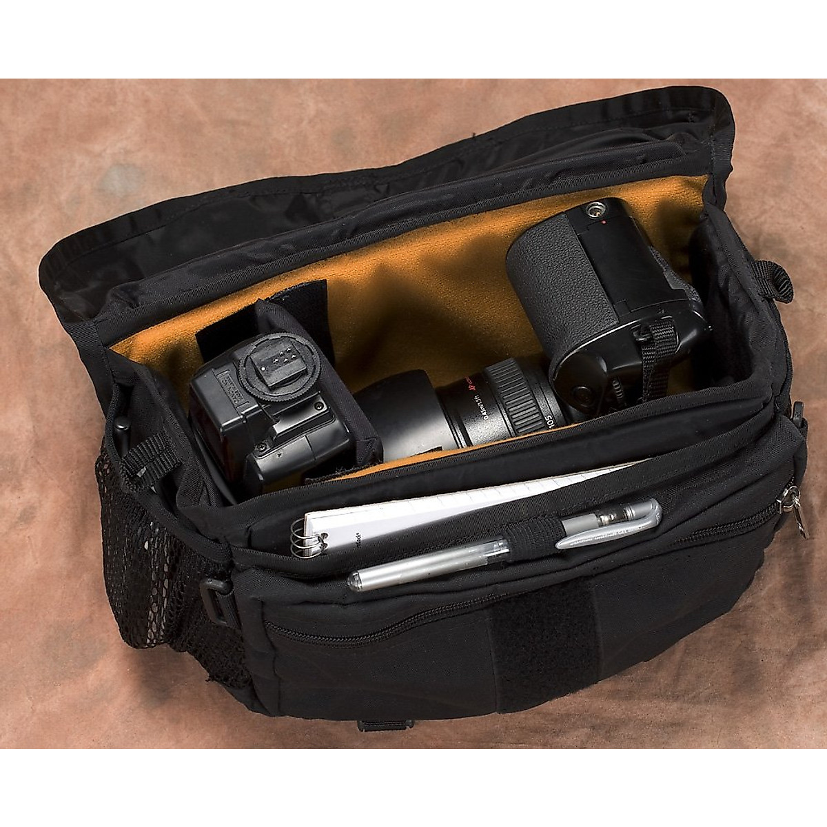 Kinesis M550 Medium Multi-Pouch
